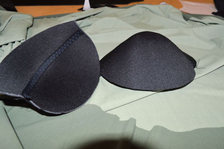 ‘Project C’ – Pleated olive and black bra set – sewTREEFROG